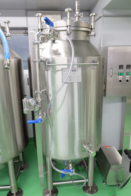 Tanks | Total support of brewing companies. BET Co., Ltd.